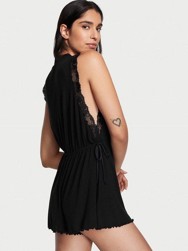 Picture of Anisha Sandhu