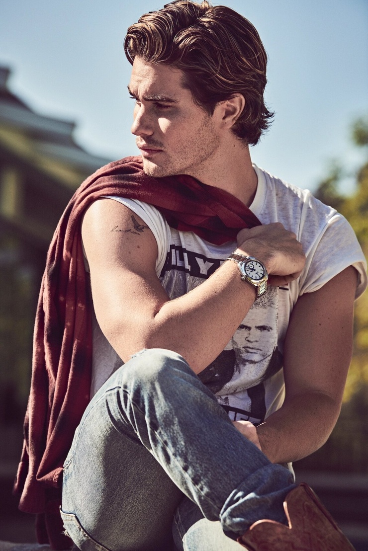 Picture of Chase Stokes