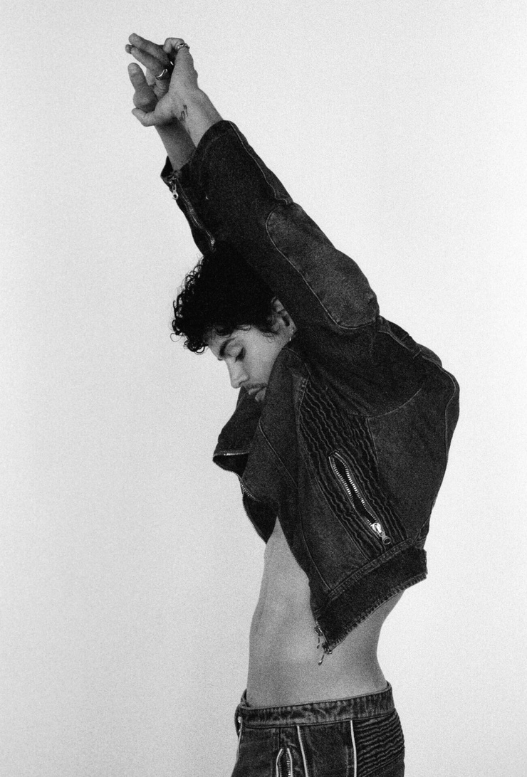 Aaron Dominguez image