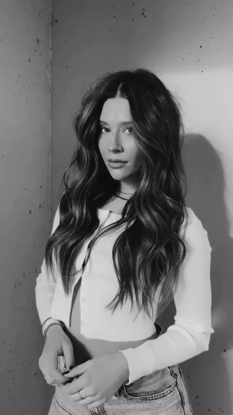 Picture of Natasha Calis