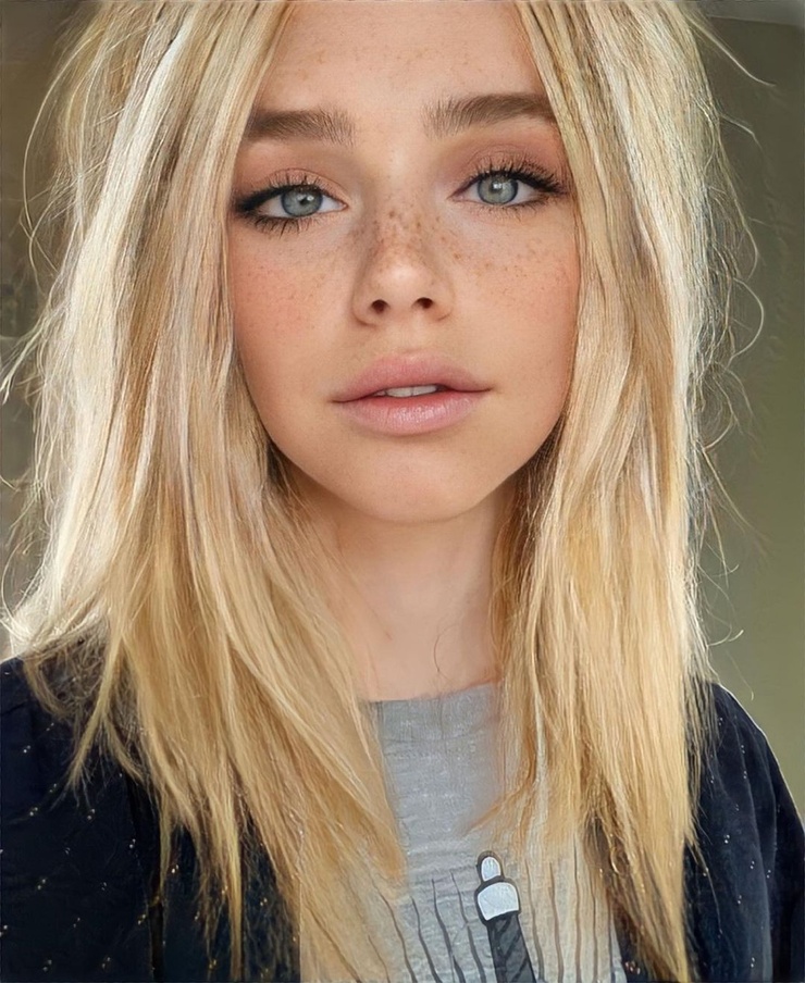 Eve A. Helling picture