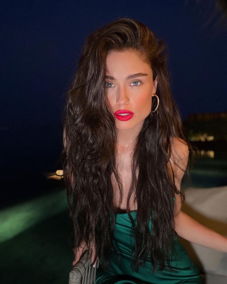 Iryna Zhuravska image