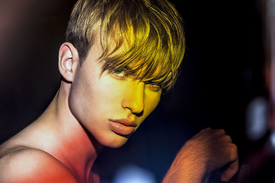 Picture of Aaron Rhodes