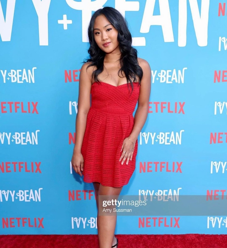 Image of Victoria Caro