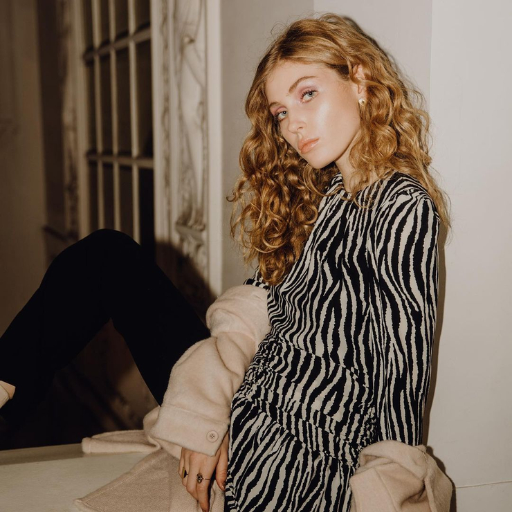 Picture of Em Glasser