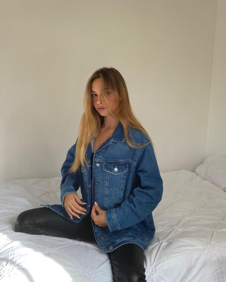 Picture of Alice Mota