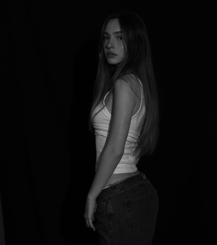 Picture of Alice Mota