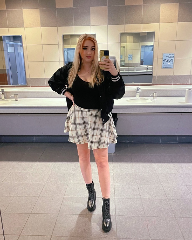 Picture of Michaela Lee