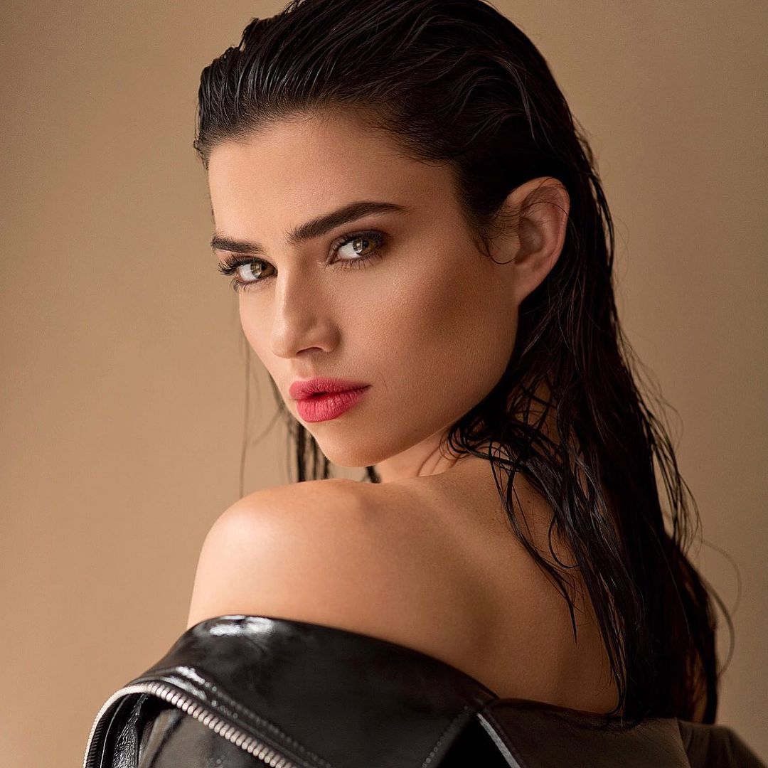 Picture of Nicole Harrison