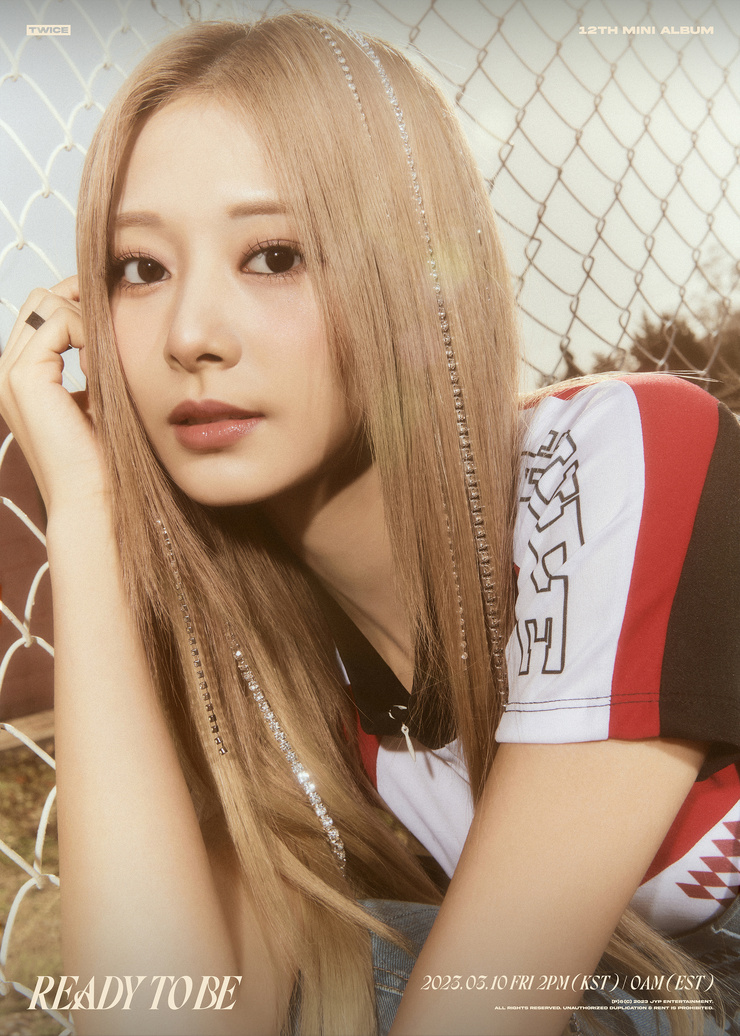 Picture of Chou Tzu-yu (Tzuyu)