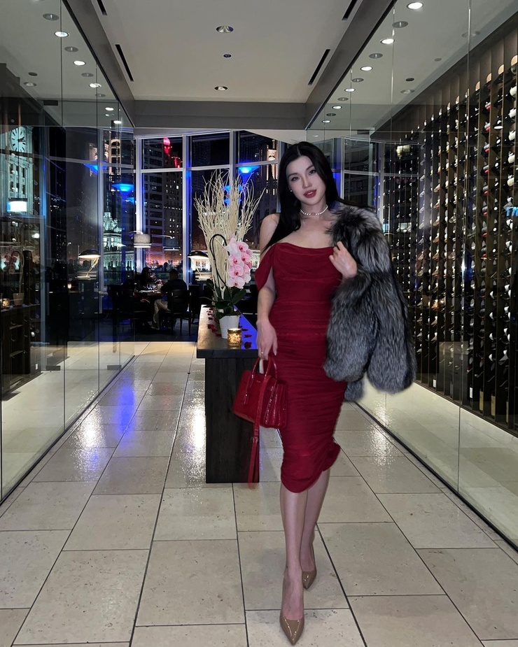 Picture of Nancy Zhang