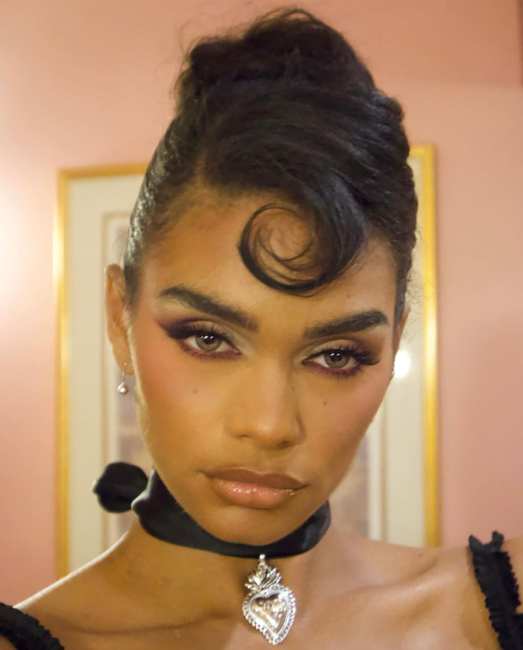 Picture of Ashleigh Baugh