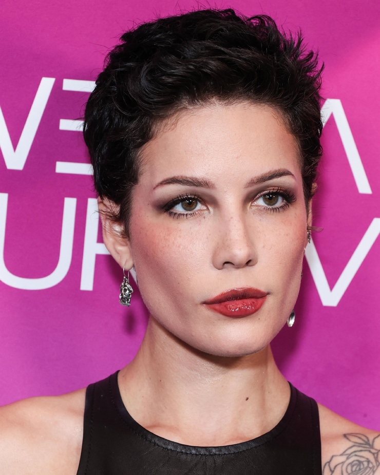 Picture of Halsey