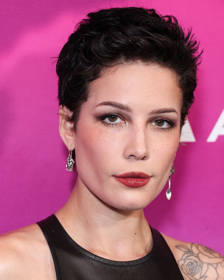 Picture of Halsey