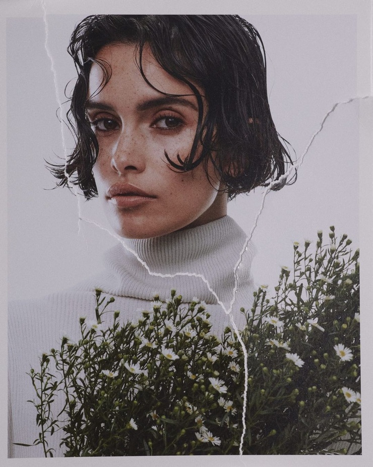 Picture of Zoe Barnard