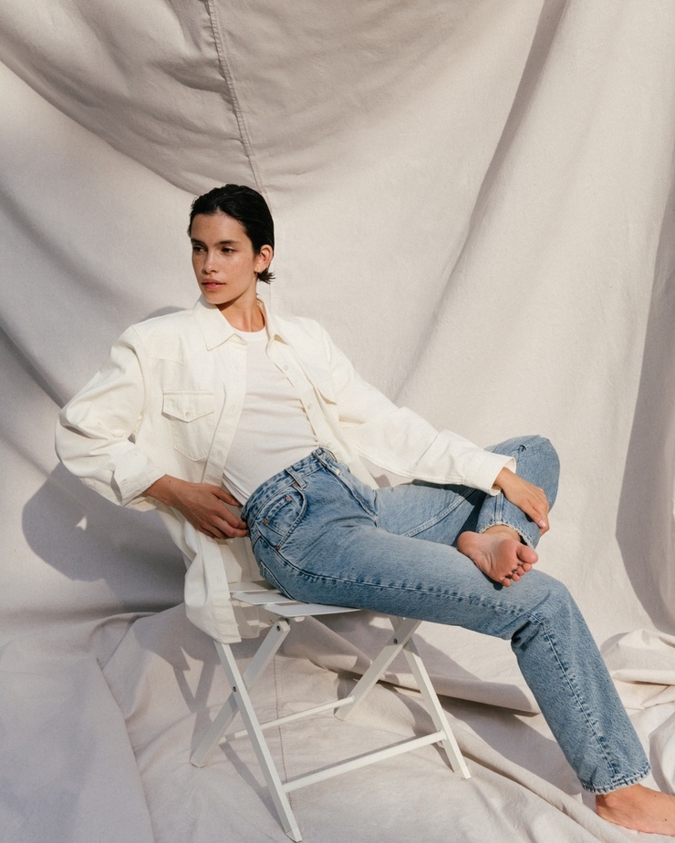 Picture of Zoe Barnard