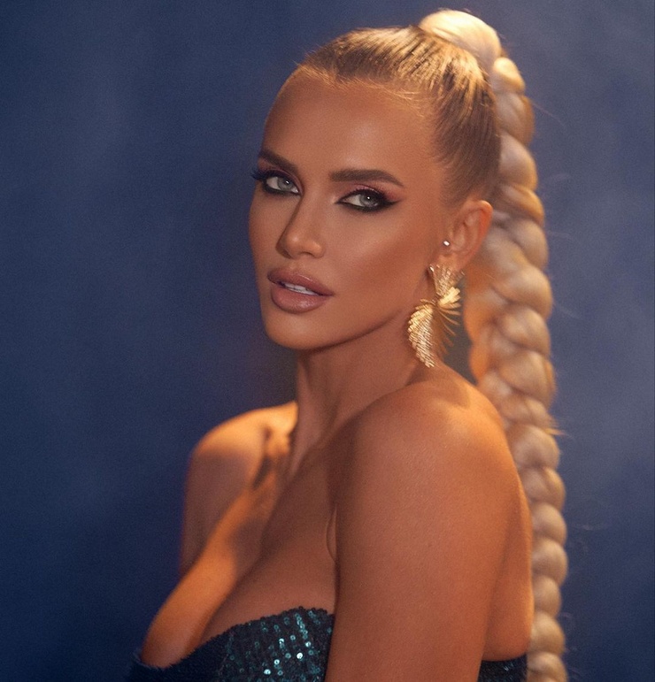 Picture of Marina Zakutnyaya