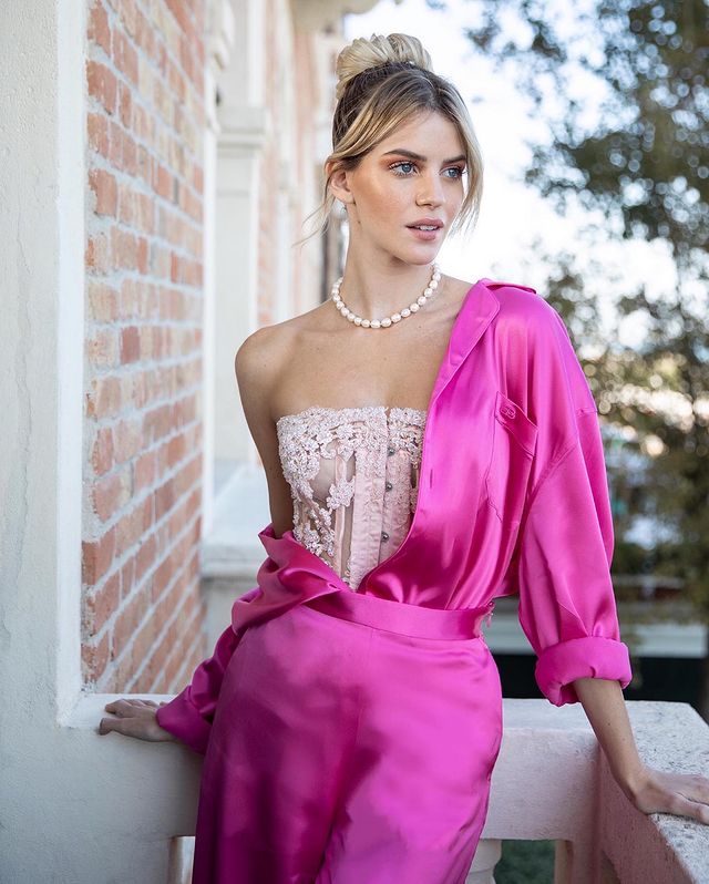 Picture of Sara Croce