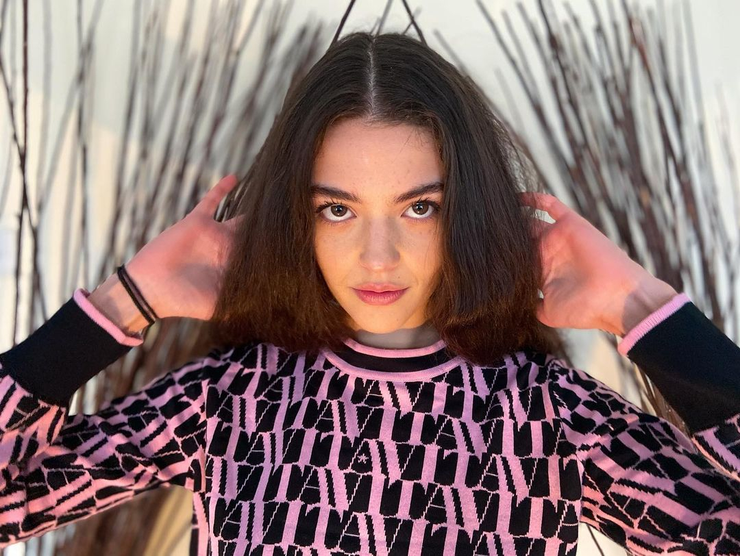 Picture of Scarlet May Robinson