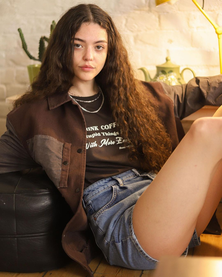 Picture of Scarlet May Robinson