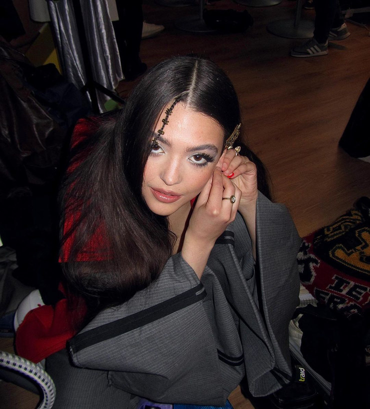 Picture of Scarlet May Robinson