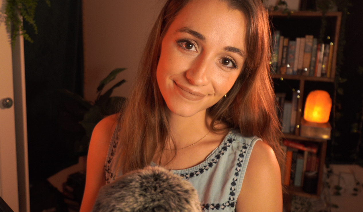 Picture of Sarah Lavender ASMR