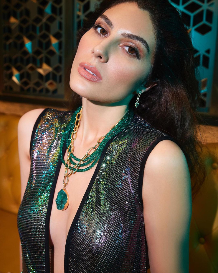 Picture of Elnaaz Norouzi