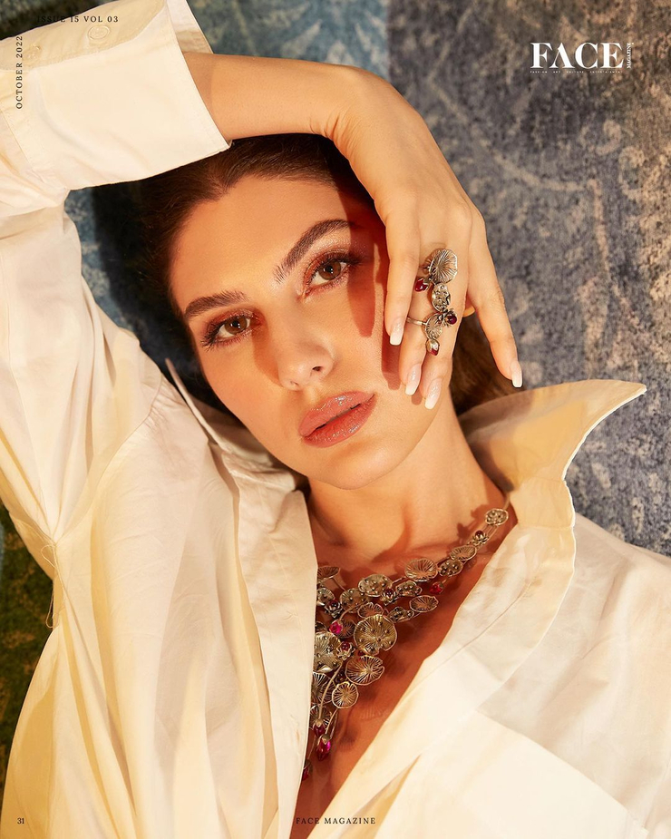 Picture of Elnaaz Norouzi