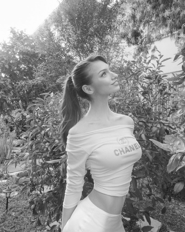 Picture of Chanel Postrel