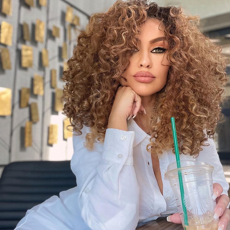 Picture of Mia Martina