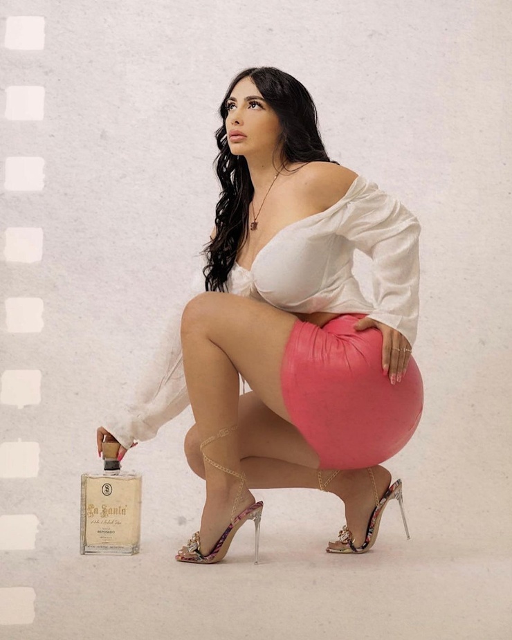 Picture of Analy Bazán