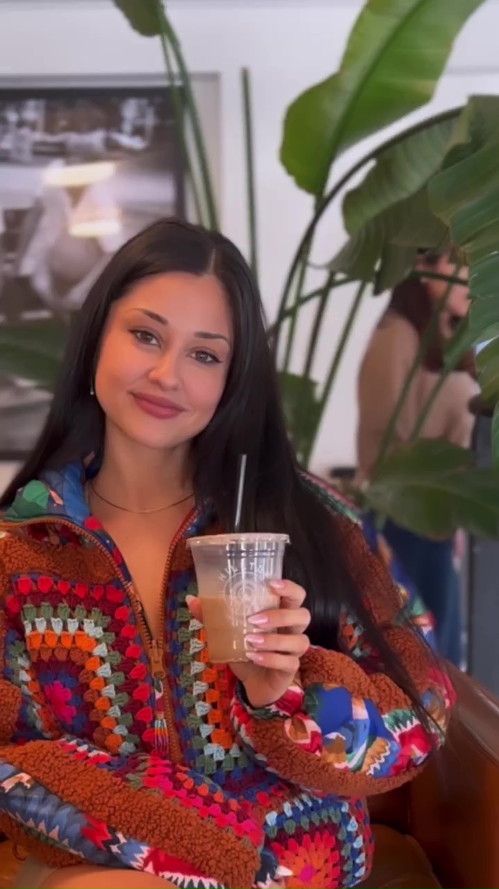 Picture of Yvette Monreal