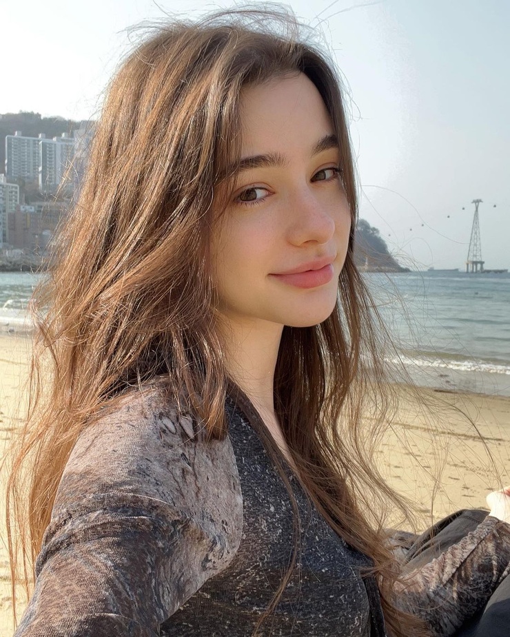 Picture of Dasha Taran (II)