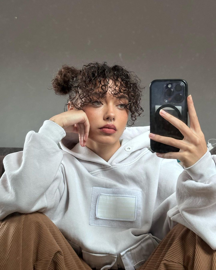 Picture of Michéle Winchester