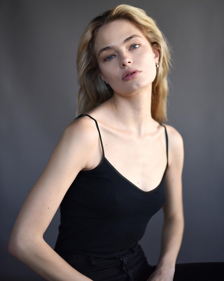 Anna Mila Guyenz picture