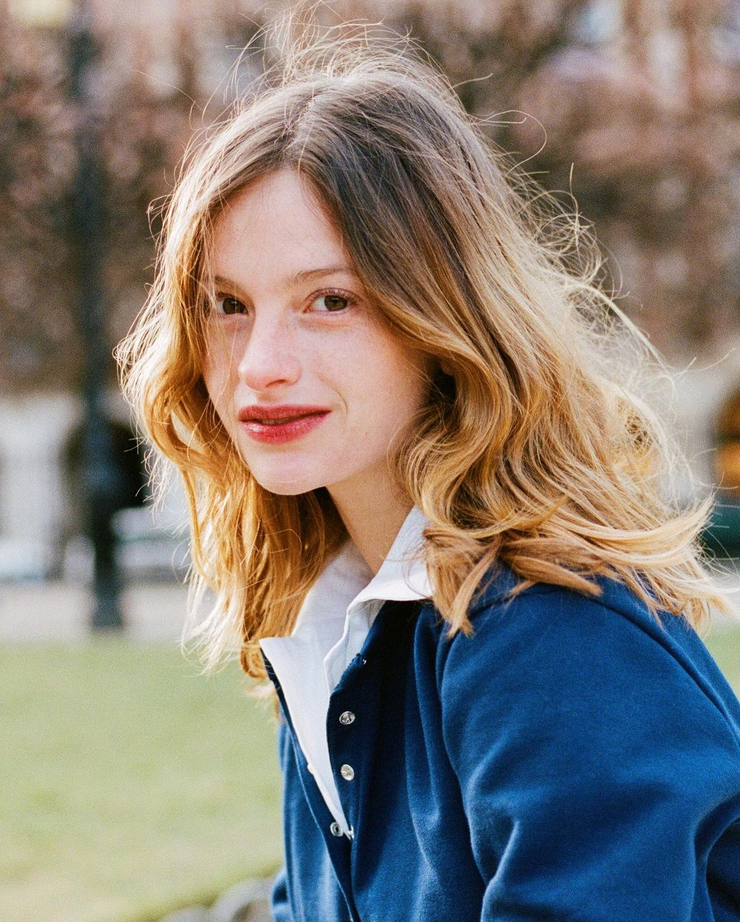 Camille Yolaine picture