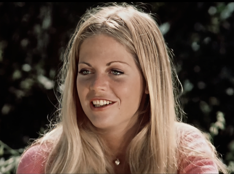 Picture of Candice Rialson