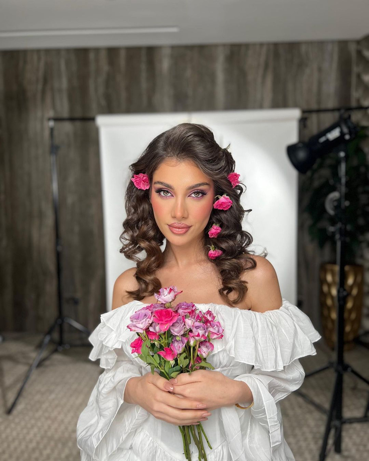 Picture of Seezan (model)