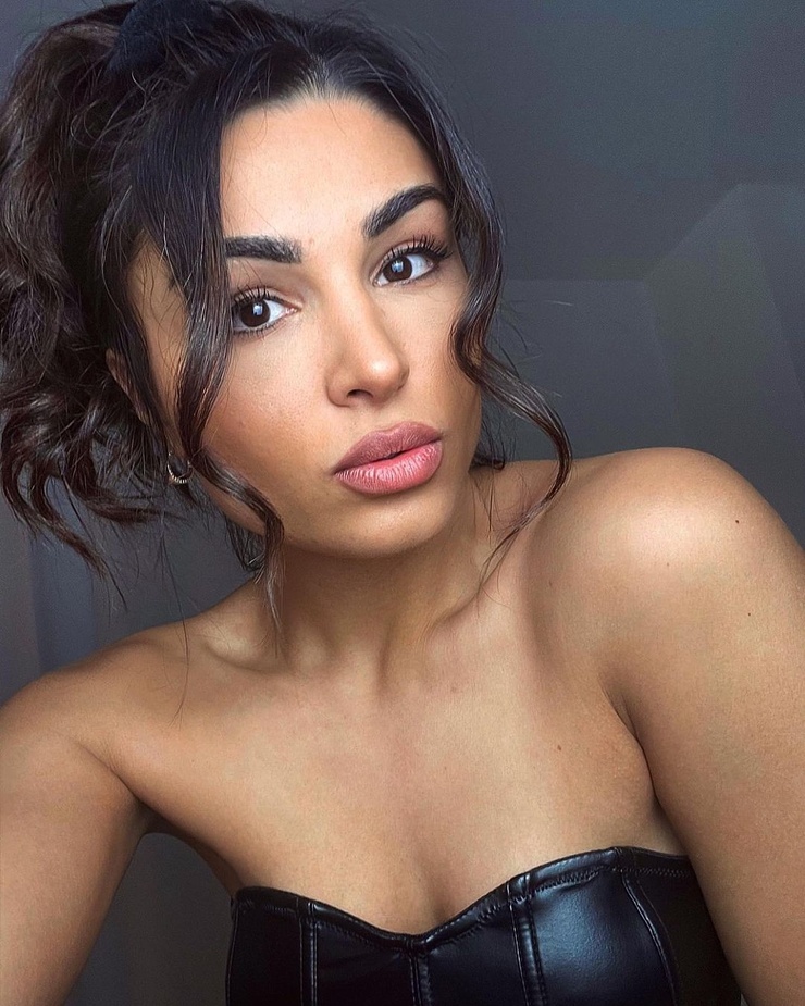 Picture of Melli Netre