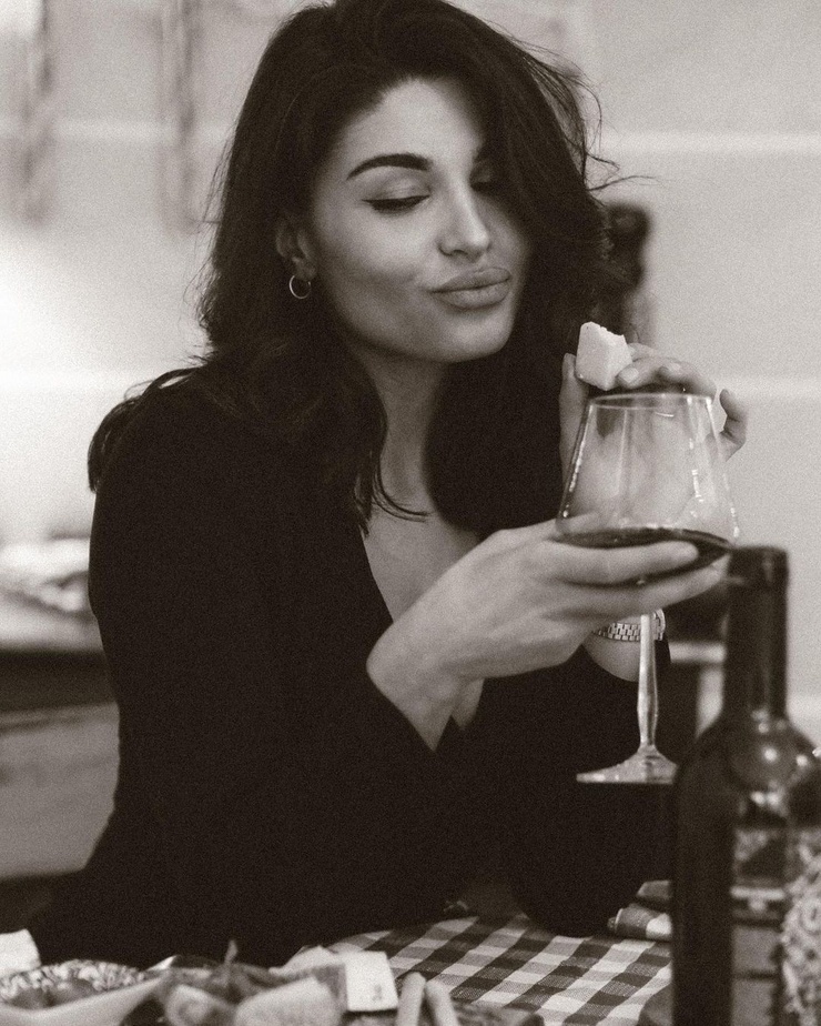 Picture of Melli Netre