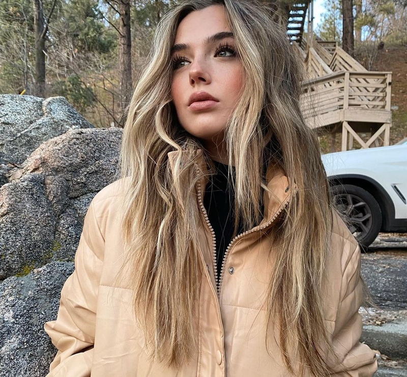 Picture of Alexa Nisenson