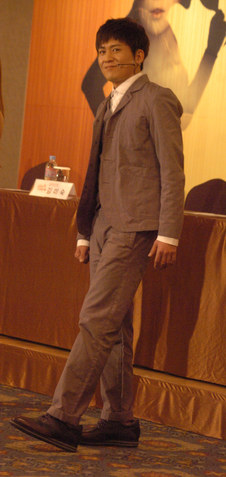 Picture of Kyeong-min Hong