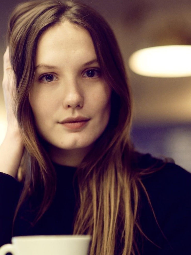 Picture of Ana Girardot