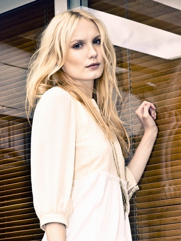 Image of Ana Girardot