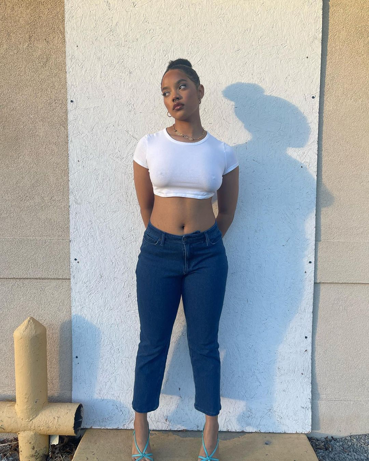 Gloria Castillo. image