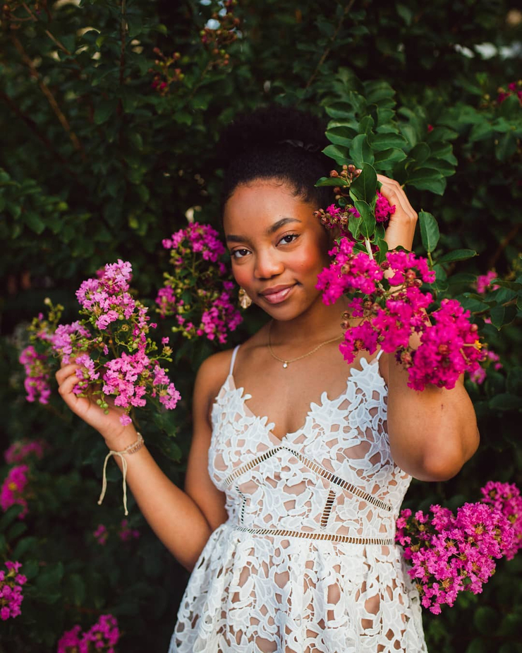 Picture of Gloria Castillo.