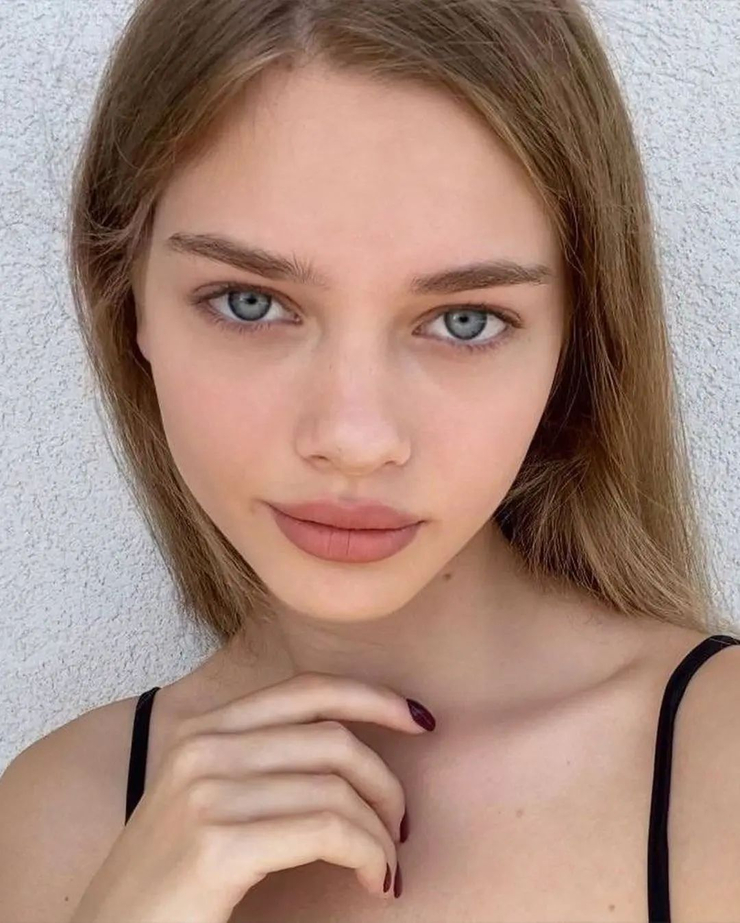 Picture of Anastasia Rozhkova