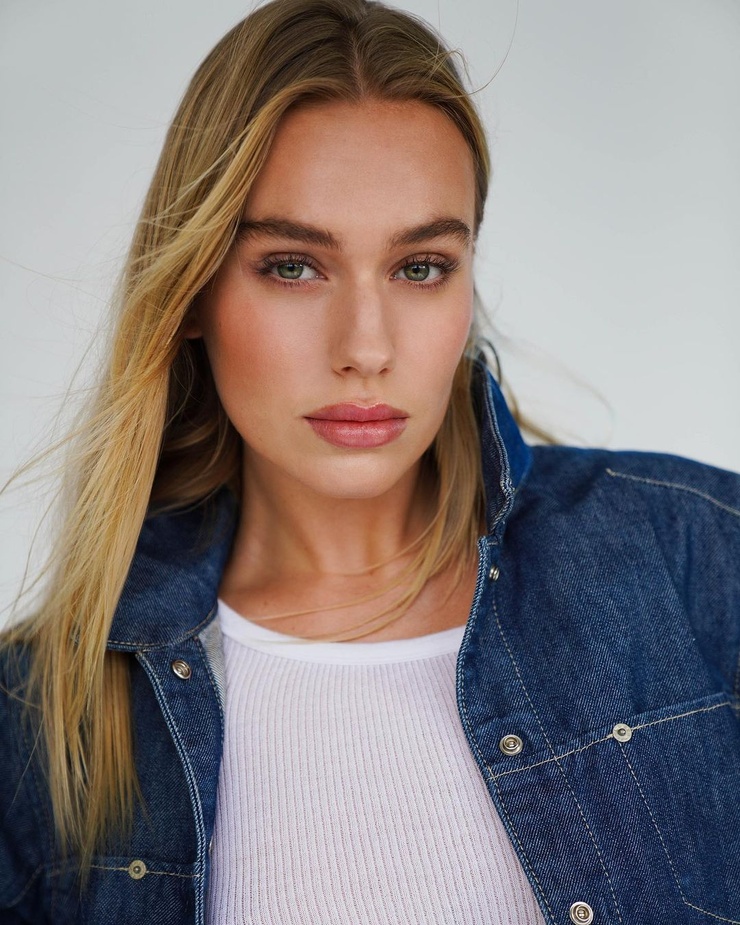 Frederique Ligtvoet picture