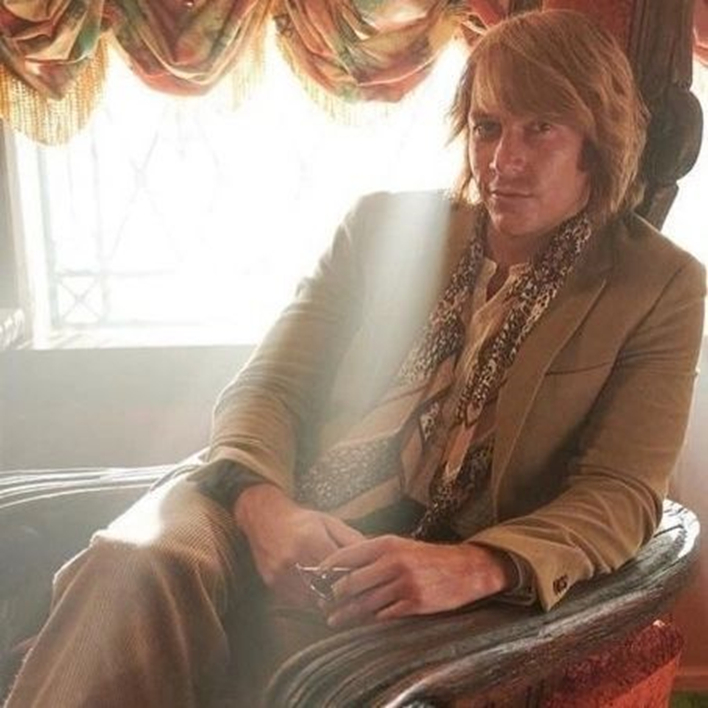 Jerry Schilling (Luke Bracey) picture