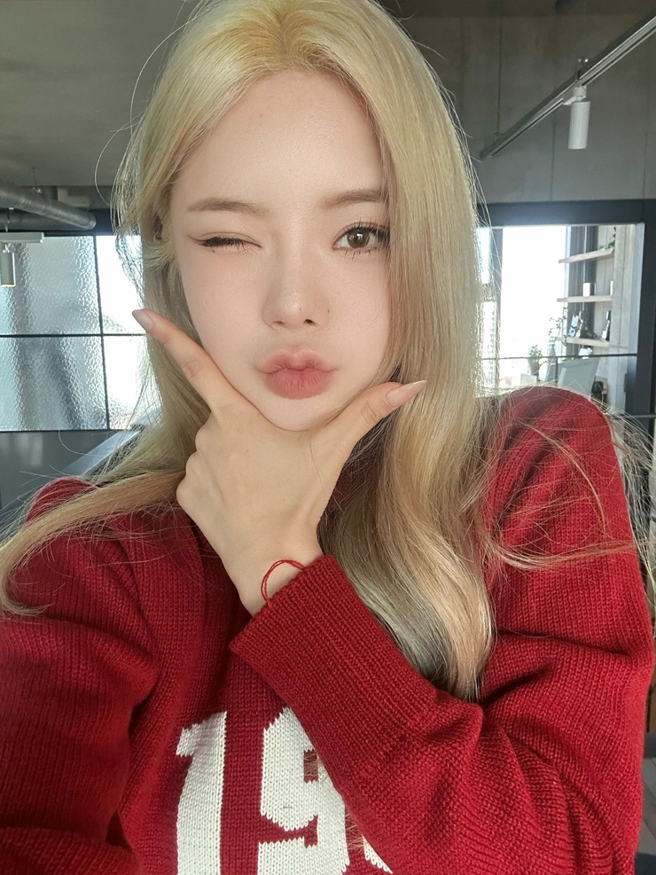 Picture of Ja-kyung Song